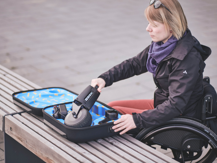 Nieuw bij Invacare: reiskoffer voor de SMOOV one - Invacare Belgium