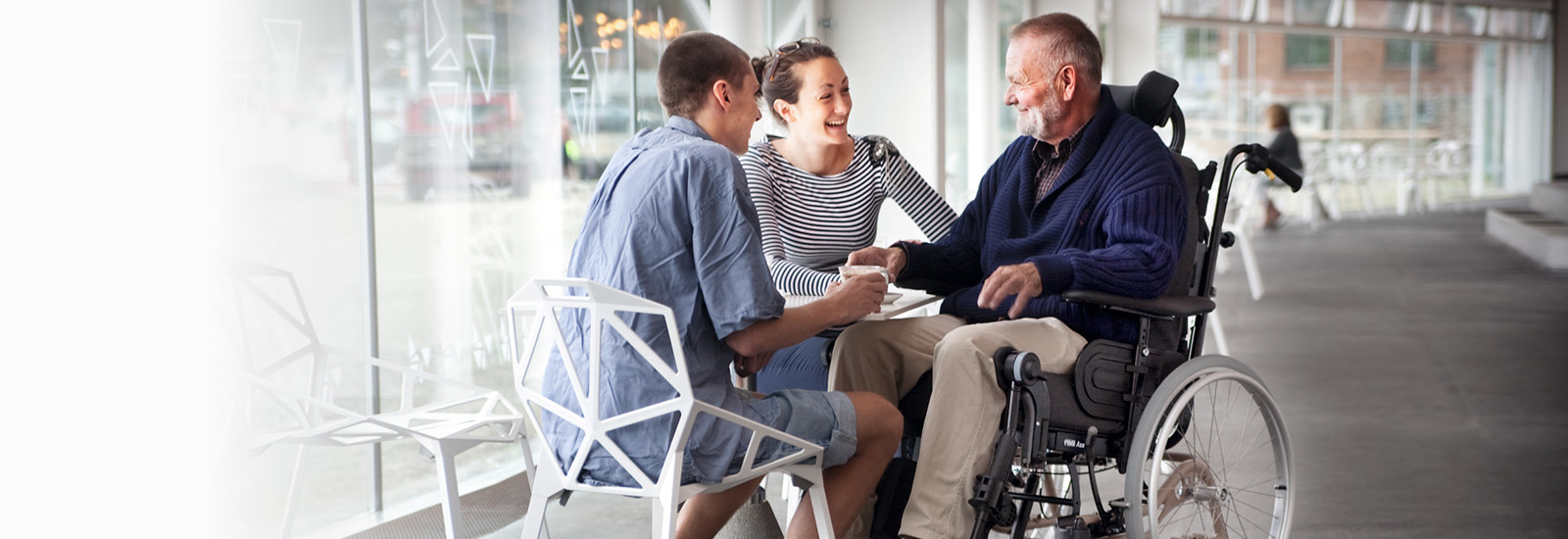 Fauteuil roulant Rea Azalea Modulaire & Base - Invacare Belgium